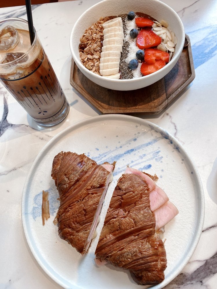 FIKA BY CUPPA FLOWER - Updated September 2024 - Central Park Ave ...