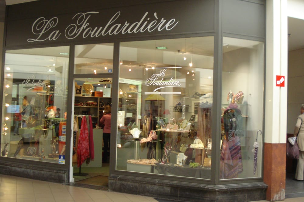 LA FOULARDIÈRE, STOCKEL SQUARE - Updated September 2024 - Avenue ...