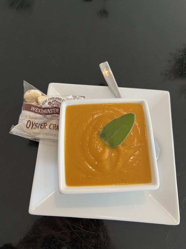 BUTTERCUP BISTRO - Updated October 2024 - 37 Photos & 26 Reviews - 735 ...