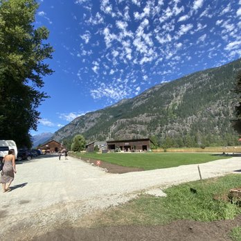 THE BEER FARMERS - 8324 Pemberton Meadows Rd, Pemberton, British ...