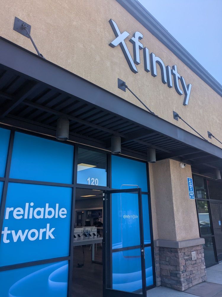 XFINITY STORE BY COMCAST - Updated December 2025 - 16 Reviews - 1537 ...