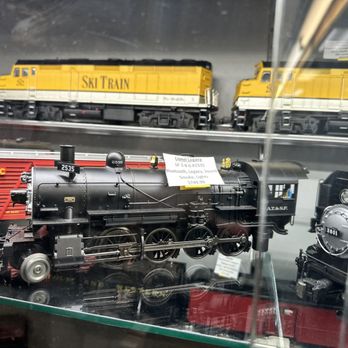 TRAIN SHACK - Updated December 2025 - 99 Photos & 126 Reviews - 1030 N ...