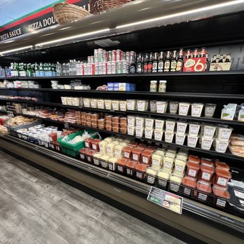 CLARO’S ITALIAN MARKETS - Updated Jun 2024 - 573 Photos & 862 Reviews ...