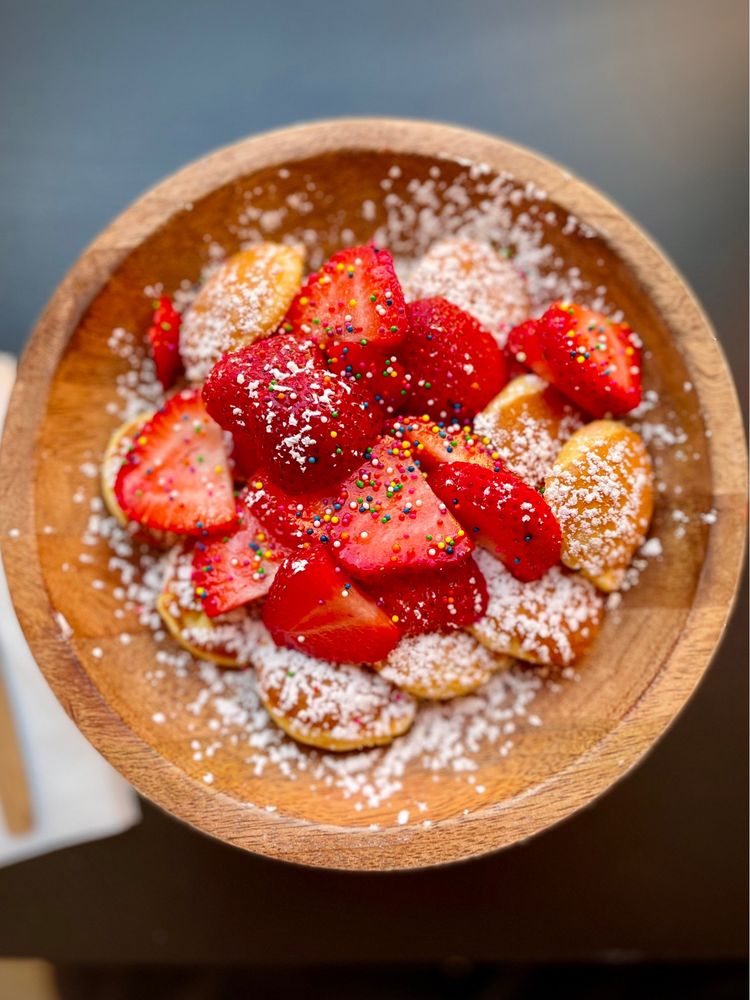 MEERA COFFEE & PLANTS - Updated October 2024 - 231 Photos & 131 Reviews ...