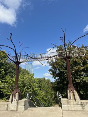 THE LOVE LOCK BRIDGE - Updated October 2025 - 18 Photos & 10 Reviews ...