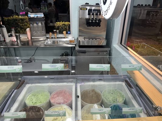 WAFFLEHEAD ICE CREAM AND COFFEE - Updated June 2024 - 24 Photos & 13 ...