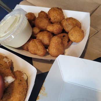 WINDJAMMERS BAR AND GRILL - Updated October 2025 - 82 Photos & 105 ...