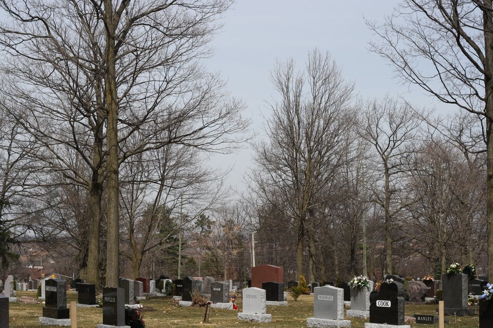 BARRIE UNION CEMETERY - Updated December 2024 - 338 Sunnidale Rd ...
