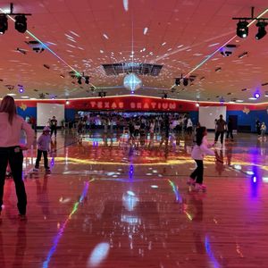 GALLERIA ICE SKATING CENTER - Updated July 2025 - 40 Photos & 62 ...