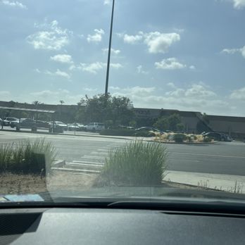 BREA MALL - Updated October 2025 - 757 Photos & 628 Reviews - 1065 Brea ...