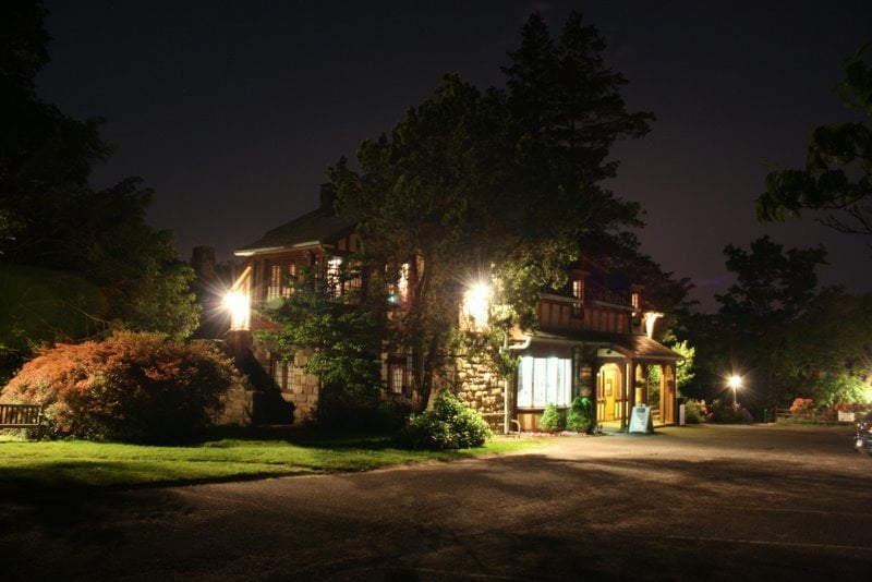 ROWAYTON LIBRARY - 33 Highland Ave, Norwalk, Connecticut - Libraries ...