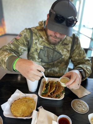 UNOS TACOS Y BIRRIA - Updated October 2025 - 298 Photos & 225 Reviews ...