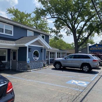 BEMUS POINT INN - Updated May 2025 - 94 Photos & 89 Reviews - 4958 Main ...