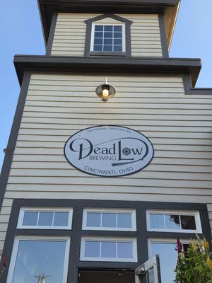 DEAD LOW BREWING - Updated November 2025 - 311 Photos & 182 Reviews ...