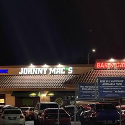 JOHNNY MAC’S SPORTS BAR & GRILL - Updated December 2025 - 121 Photos ...
