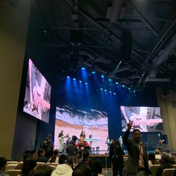 SHEPHERD CHURCH - 97 Photos & 152 Reviews - 19700 Rinaldi St, Porter ...