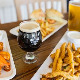 THE HOPYARD AMERICAN ALEHOUSE & GRILL - Updated December 2025 - 286 ...