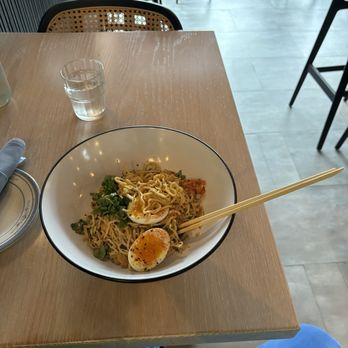 FATT ROOT - Updated November 2025 - 238 Photos & 163 Reviews - 11 ...