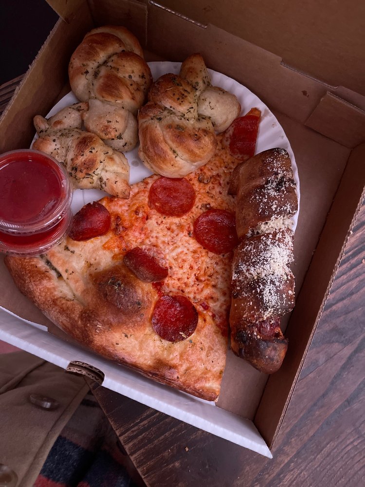 Pisa Pizza, Las Vegas | Roadtrippers