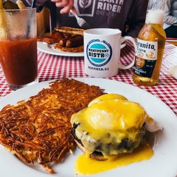 MANYPENNY BISTRO - Updated July 2024 - 141 Photos & 149 Reviews - 201 ...