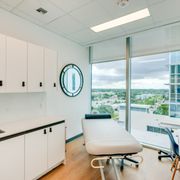 MOISES ISSA, MD - Updated November 2025 - 10 Photos - 6517 Taft St ...