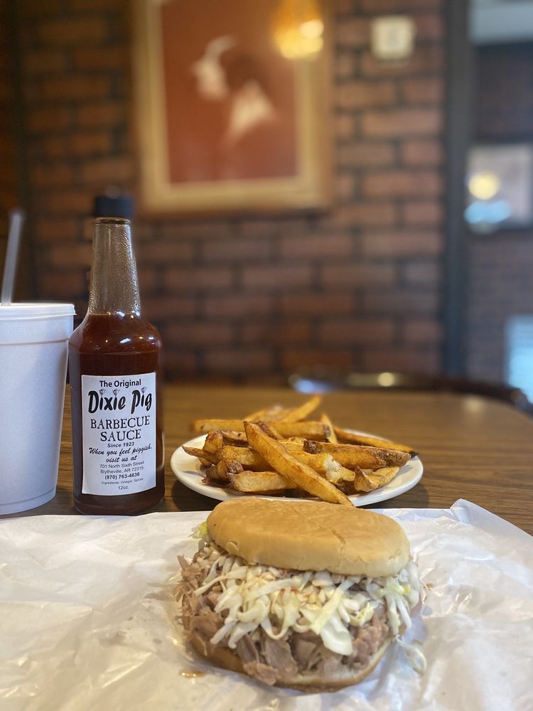 THE DIXIE PIG - Updated September 2025 - 27 Photos & 38 Reviews - 701 N ...