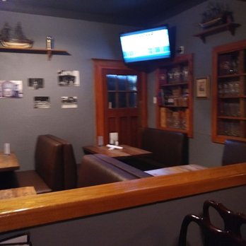 FERGUSSON ROOM PUB - Updated December 2025 - 19 Photos & 11 Reviews ...