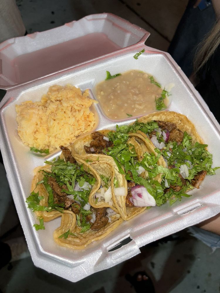 EL POLLO FOOD TRUCK - Updated October 2025 - 4744 W Armitage Ave ...