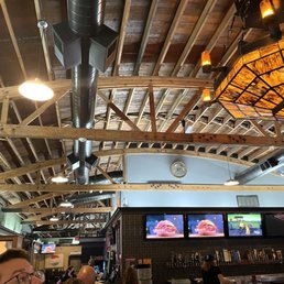 HOPPY PIG - Updated December 2024 - 135 Photos & 198 Reviews - 135 N ...