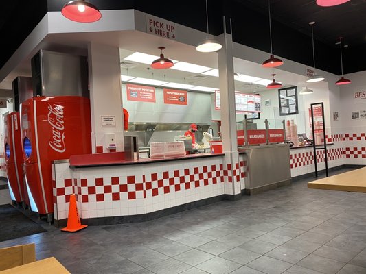 FIVE GUYS - Updated June 2024 - 93 Photos & 45 Reviews - 13760 St ...