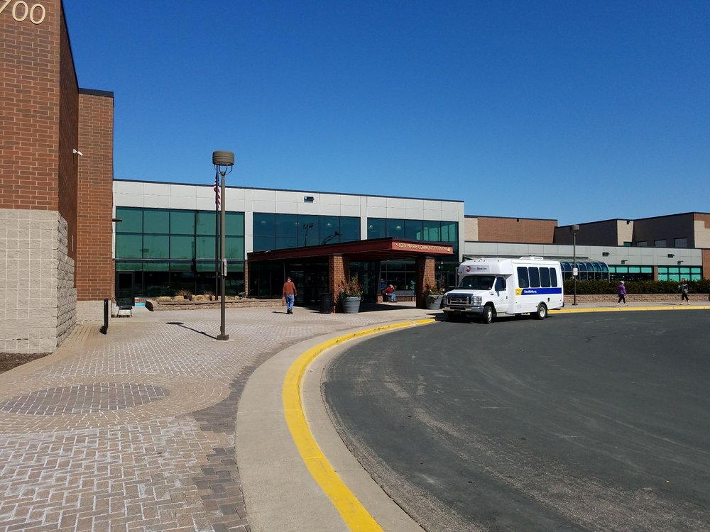 EDEN PRAIRIE COMMUNITY CENTER - 15 Reviews - Gyms - 16700 Valley View ...
