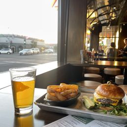 MICKEY’S IRISH PUB - 209 Photos & 163 Reviews - 100 N Harbor Blvd ...