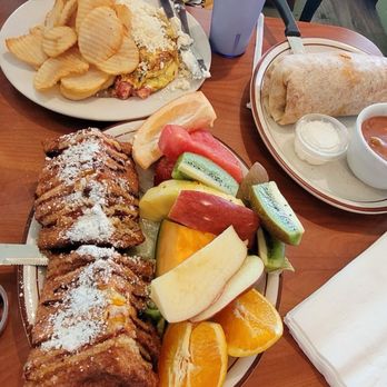 LE ROY’S RESTAURANT - Updated December 2024 - 1397 Photos & 1150 ...