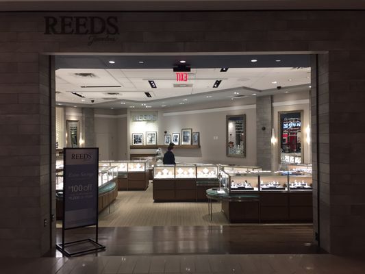 REEDS JEWELERS Updated February 2025 16 Photos 15 Reviews 6500 Springfield Mall Springfield Virginia Jewelry Phone Number Yelp