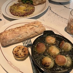 BISTRO MONADNOCK | 132 Photos & 43 Reviews | 325 S Federal St, Chicago ...