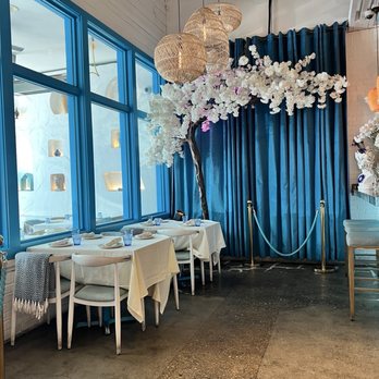 ELIA - Updated June 2025 - 1397 Photos & 513 Reviews - 1520 Locust St ...