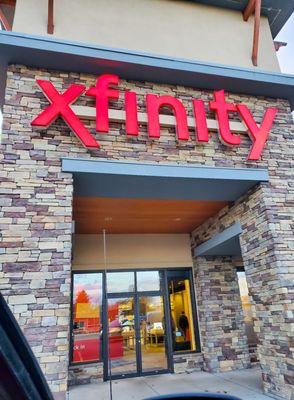 XFINITY STORE BY COMCAST - Updated September 2025 - 28 Photos & 63 Reviews - 4423 N Division St ...