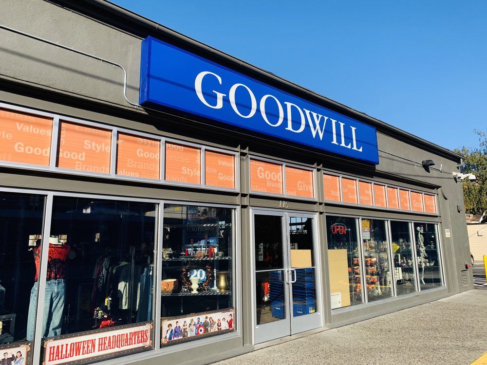 CAPITOL HILL GOODWILL - Updated December 2025 - 48 Photos & 117 Reviews ...