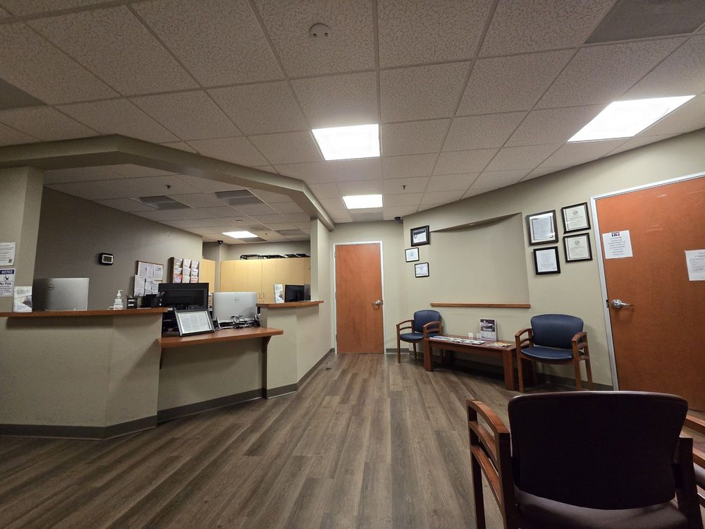 UNIVERSAL PAIN MANAGEMENT - Updated January 2026 - 42 Reviews - 28212 ...