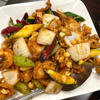 GOLDEN TREE RESTAURANT - 325 Photos & 182 Reviews - 640 N Broadway, Los ...