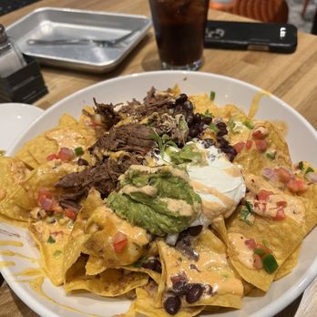 SEIS KITCHEN - Updated July 2025 - 30 Photos & 17 Reviews - 6530 E ...