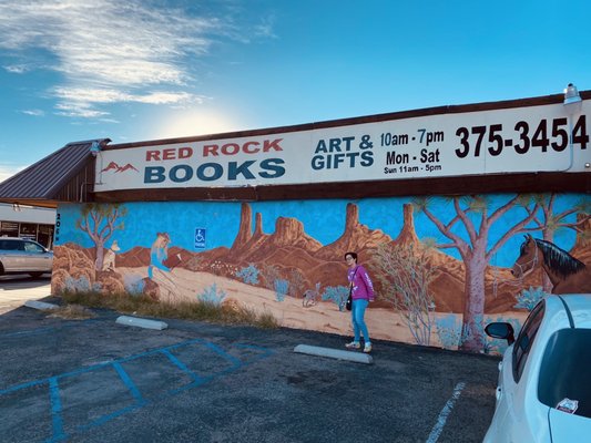 RED ROCK BOOKS - Updated October 2025 - 24 Photos & 27 Reviews - 206 W ...