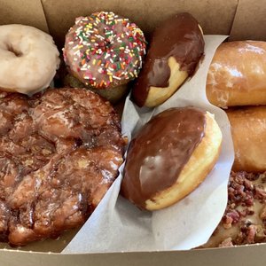 DK DONUTS - 30 Photos & 67 Reviews - 1300 W State St, Boise, Idaho ...