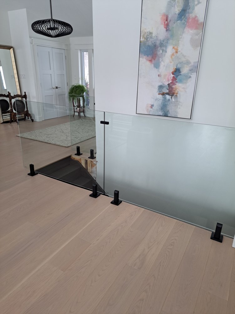 GLASS RAIL NORTH AMERICA - Updated December 2024 - 58 Photos - 2892 ...