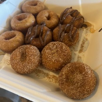 PIP’S ORIGINAL DOUGHNUTS & CHAI - Updated December 2024 - 4825 Photos ...