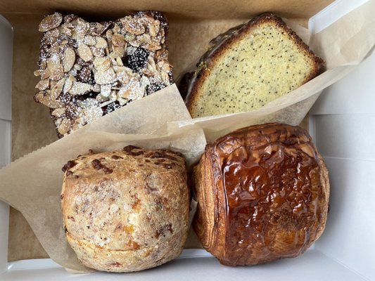 POULETTE BAKESHOP - 129 Photos & 84 Reviews - 19585 Hess Rd, Parker ...