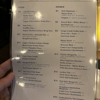 Earls menu store