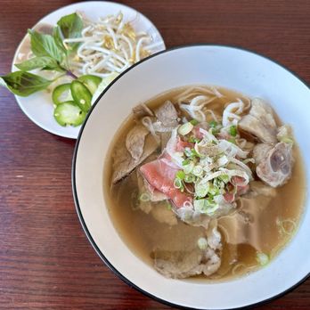 PHO TITI - Updated October 2025 - 14 Photos & 13 Reviews - 3017 13th ...