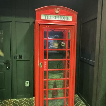 RED PHONE BOOTH - Updated July 2025 - 100 Photos & 51 Reviews - 1010 ...