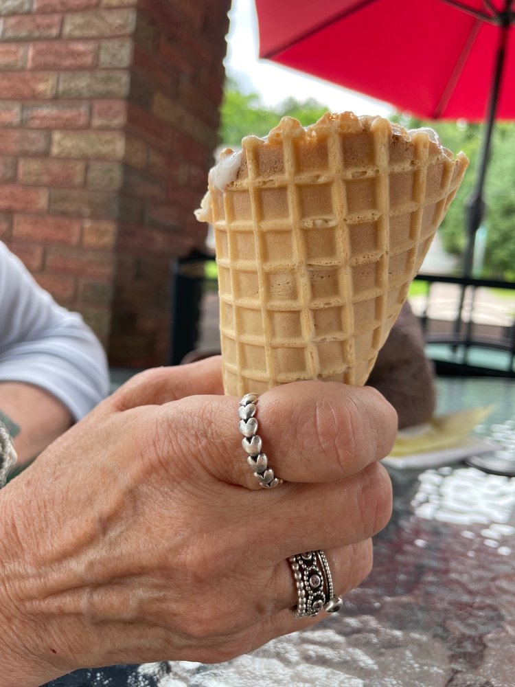 THE FILLING STATION - Updated December 2025 - 11 Photos - 109 S 5th St ...